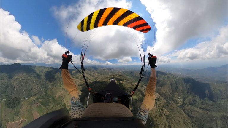 Boom - FlyBy - Top Fly-in Destinations: The Pilot’s Perspective