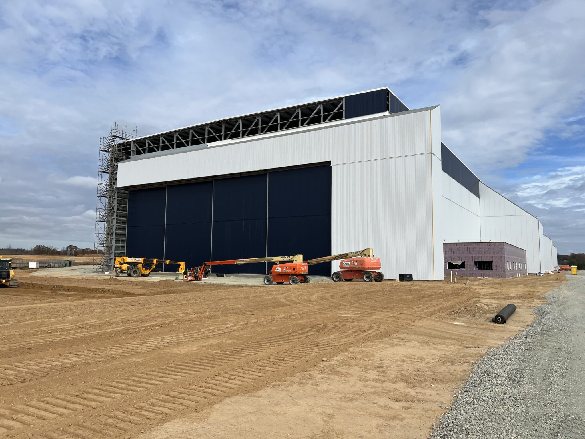 Boom - FlyBy - Live Blog: Overture Superfactory Construction Progress