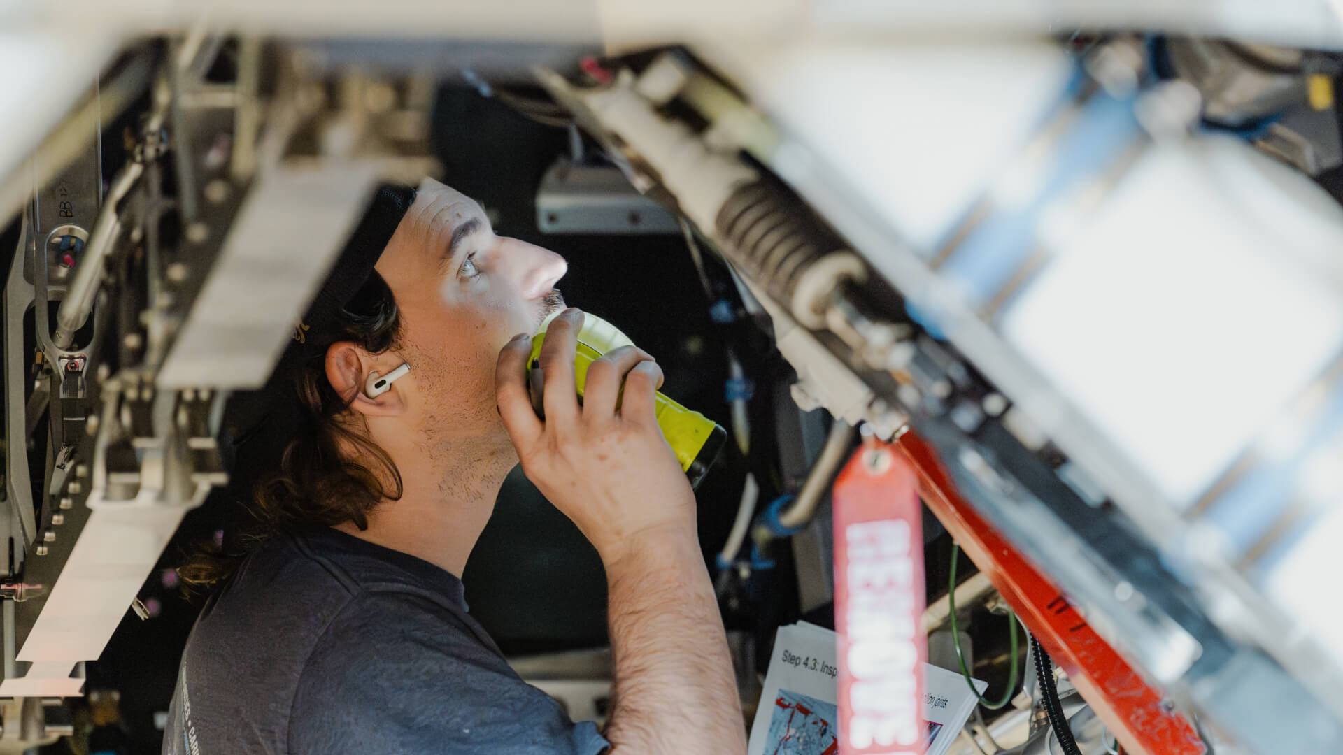 Boom - FlyBy - The Dynamics of First Flight