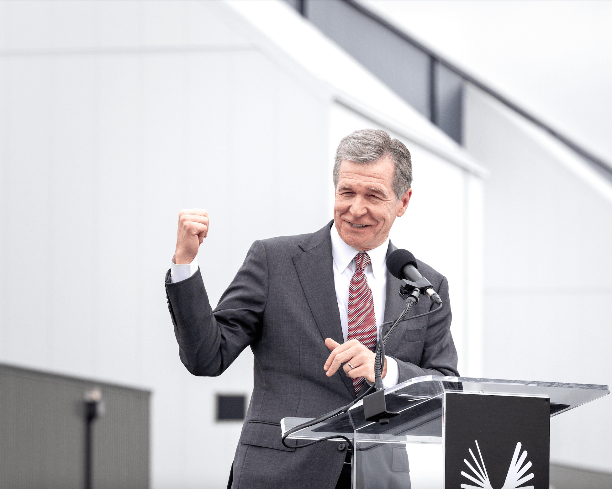 Boom - FlyBy - Superfactory - Boom Supersonic Completes Construction of ...