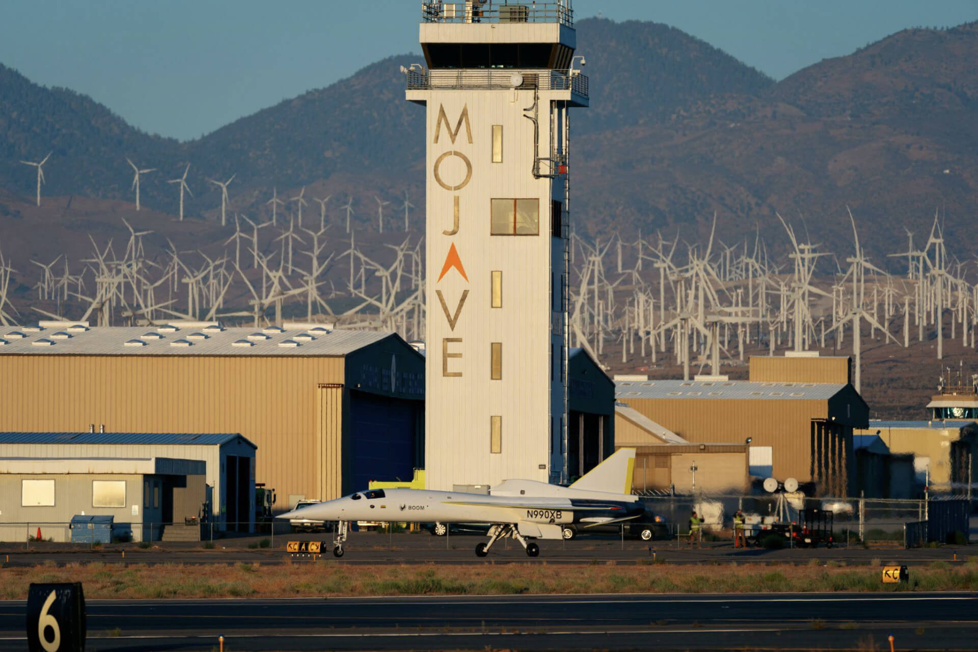 Boom - FlyBy - Mojave Air & Space Port: The Supersonic Connection